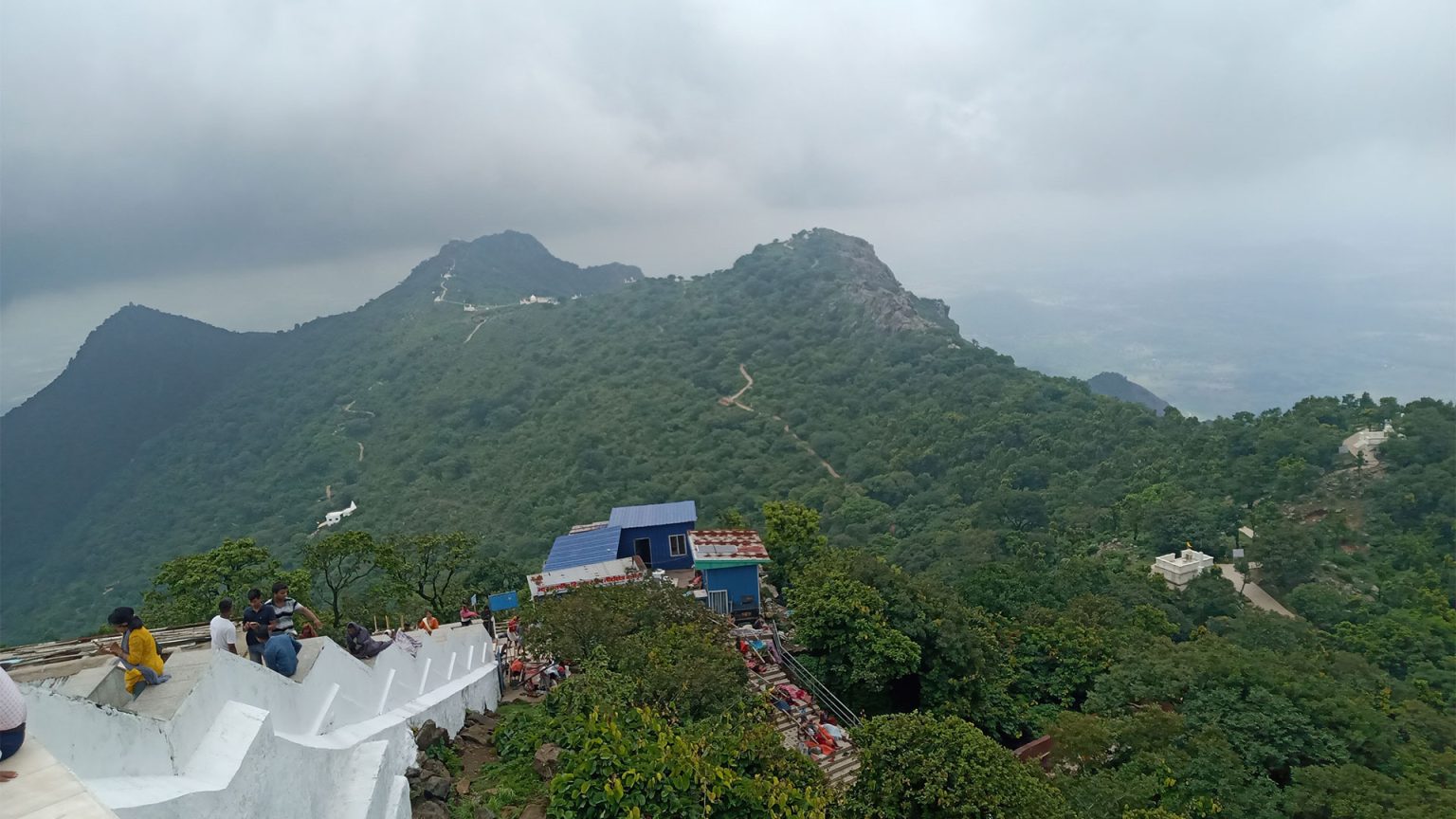Parasnath Hills, Giridih - Jharkhand.me